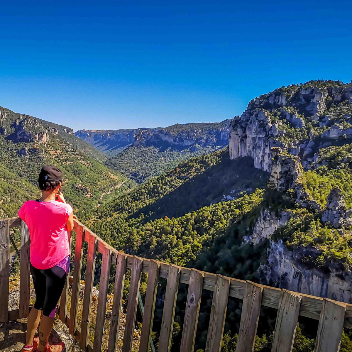 Brunch in Aveyron, perched on Capluc rock | Explore Millau