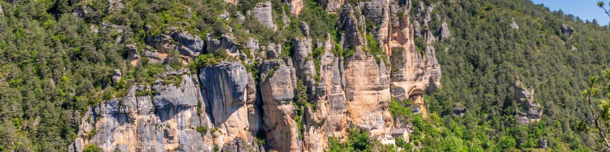Aerial hike to the troglodyte villages of the Gorges du Tarn | Explore ...
