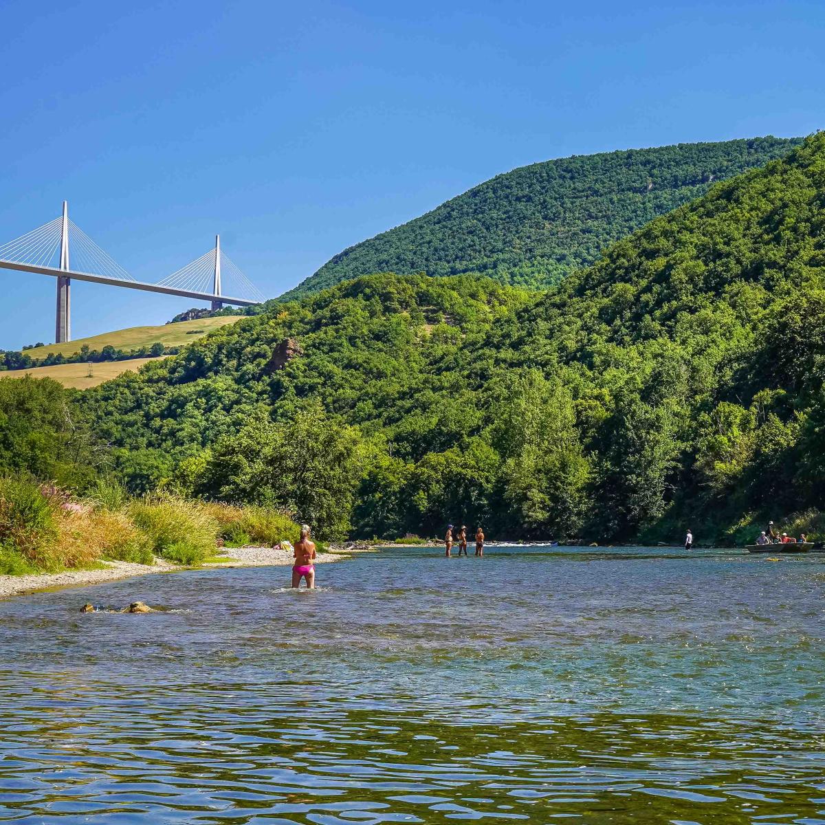 The Millau Viaduct from top to bottom | Explore Millau