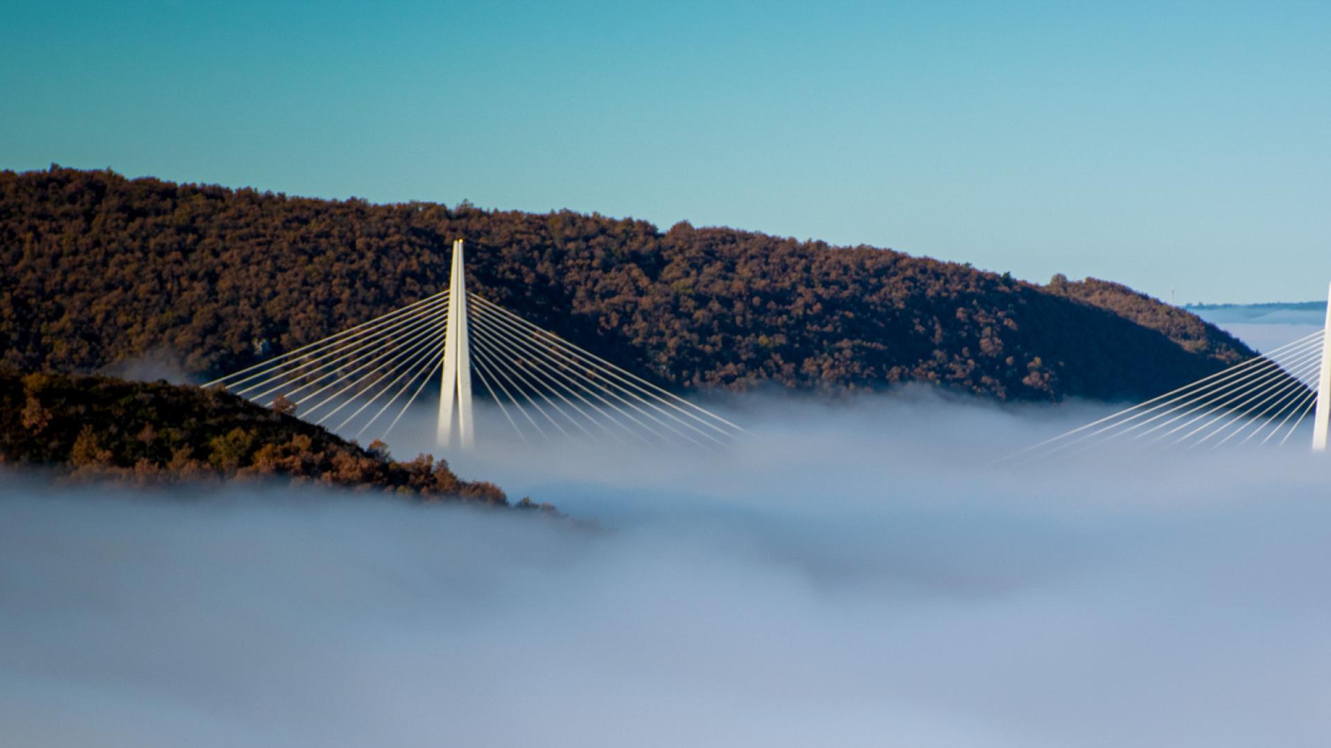 The best views of the Millau Viaduct | Explore Millau